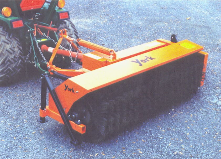 York Brooms YB24 – Leading Edge Equipment