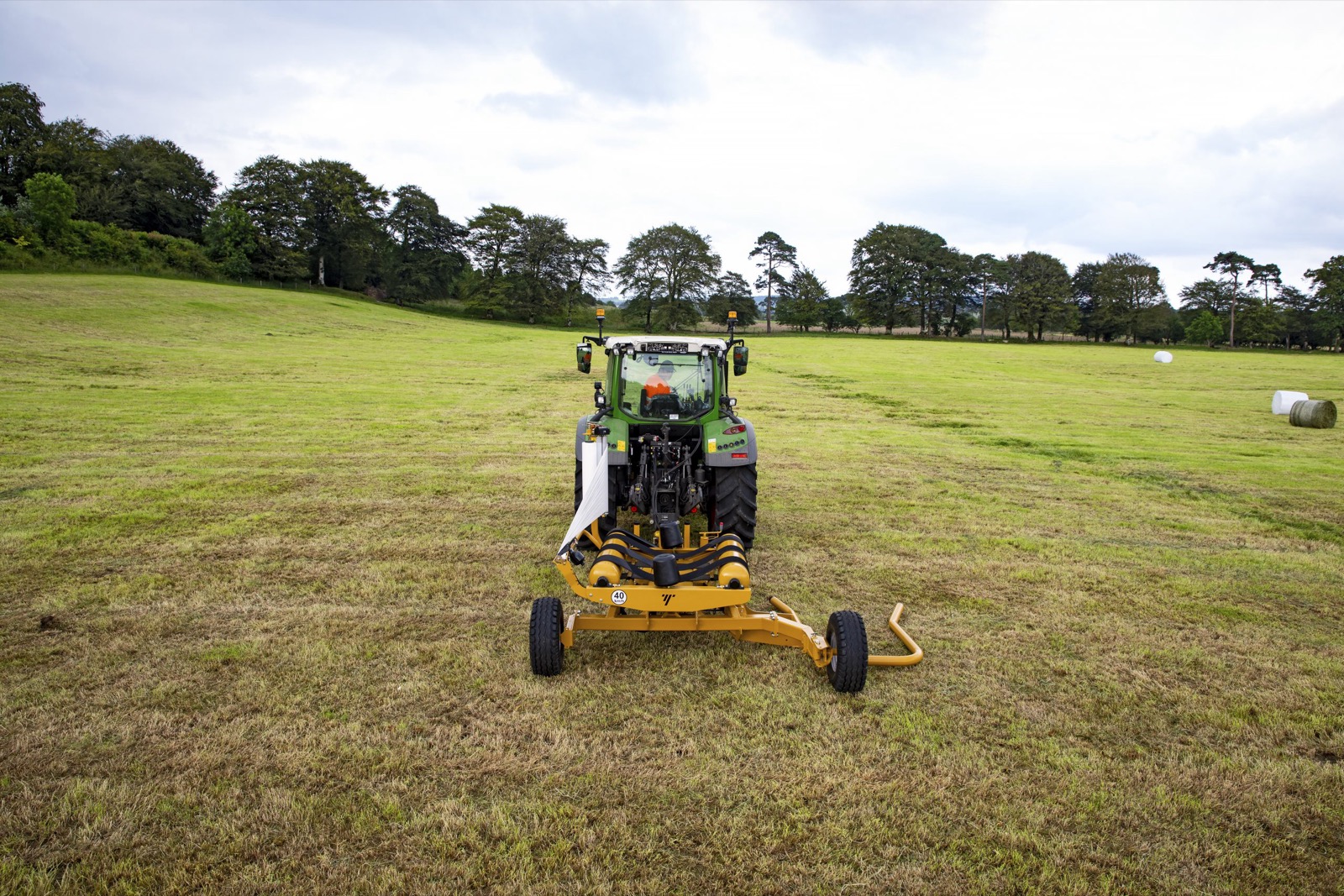 Tanco Round Bale Wrapper E Series - TE100SA - Leading Edge Equipment