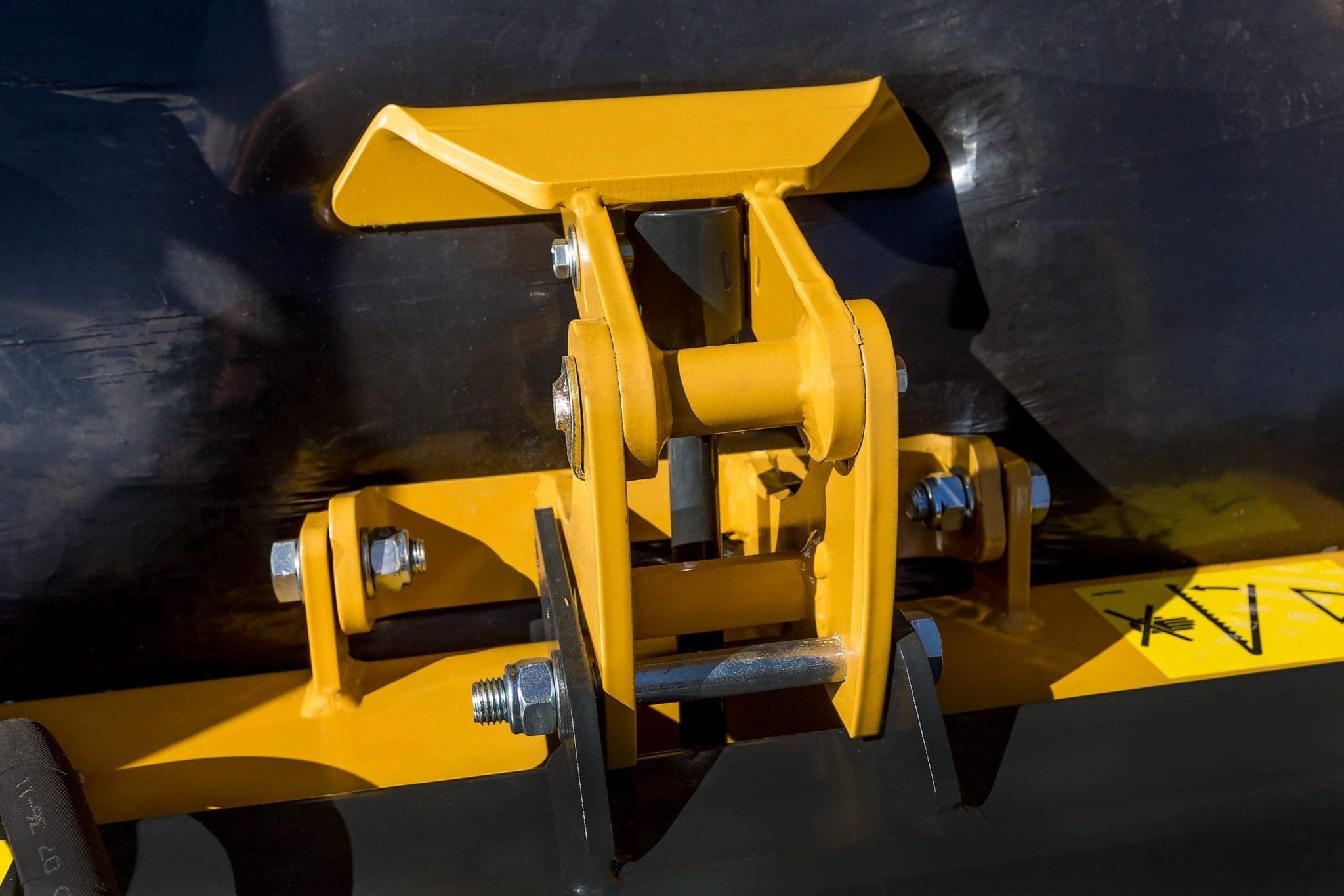 Tanco Bale Shear i73 – Leading Edge Equipment