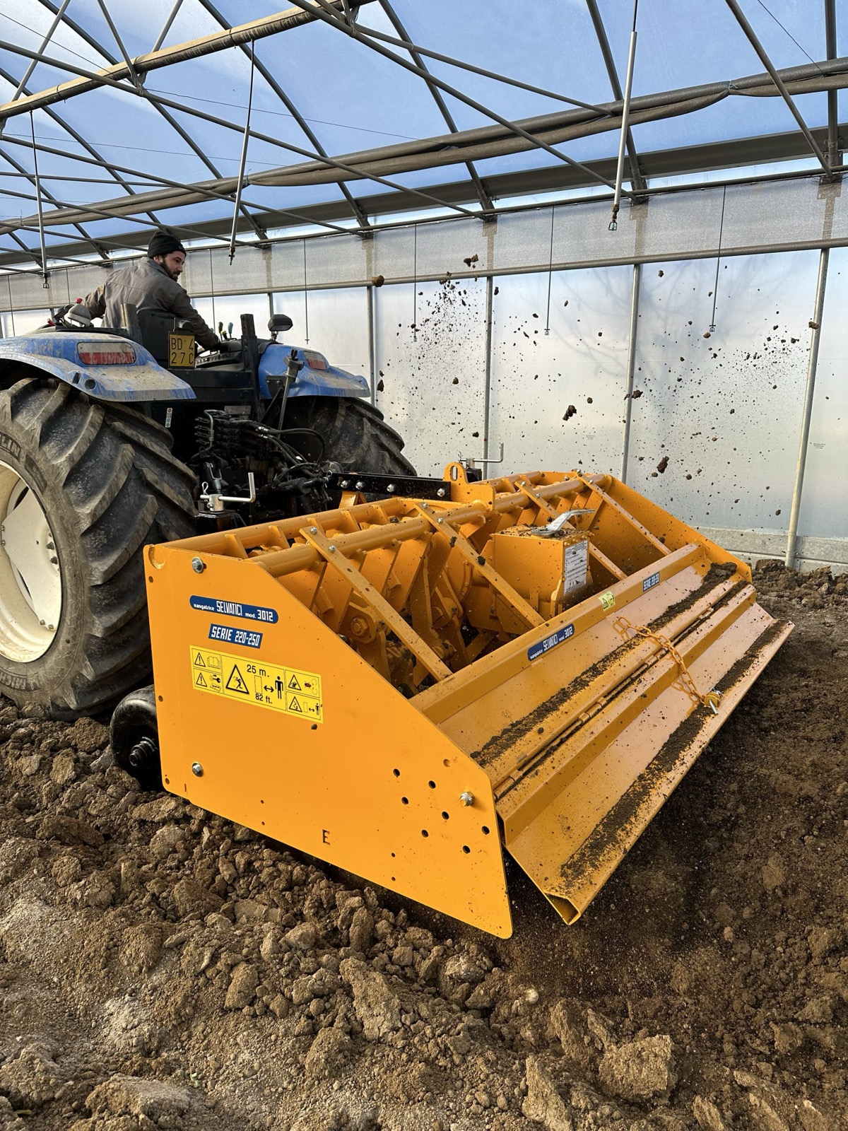 Selvatici Spading Machine Series 220.250 – Leading Edge Equipment